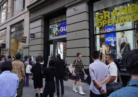 GUがNY常設店オープン 米国初、有望市場本格展開｜信濃毎日新聞デジタル 信州・長野県のニュースサイト